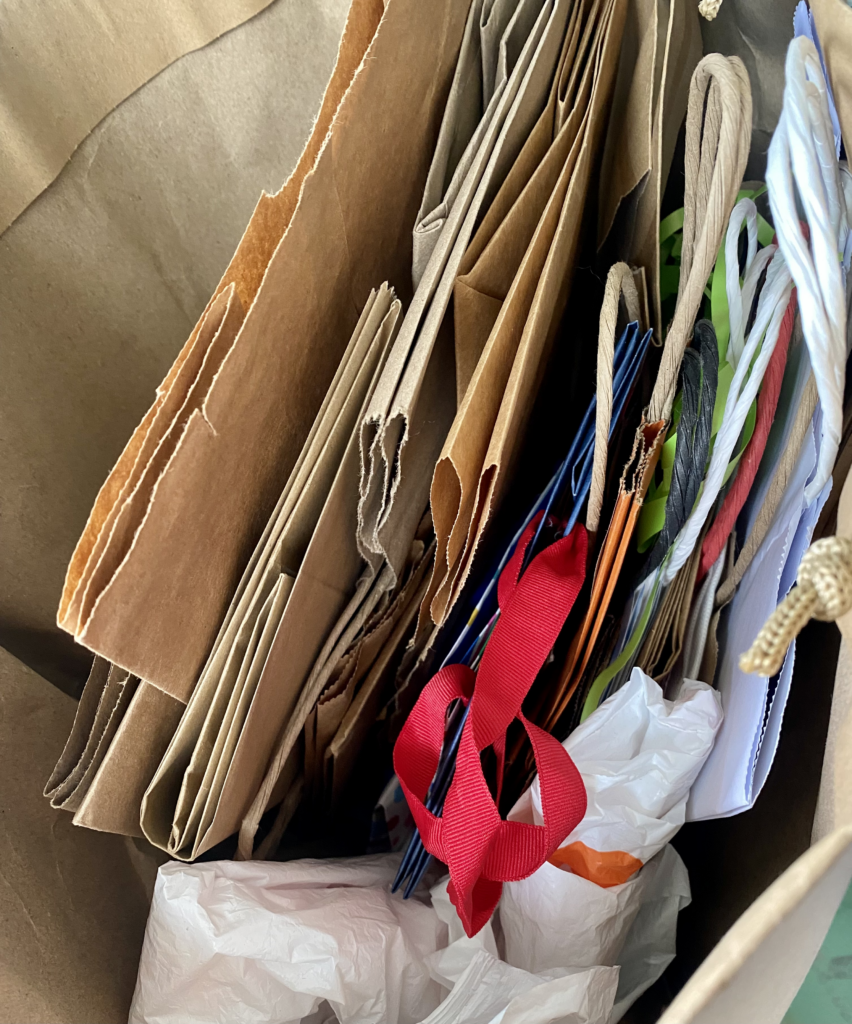 Declutter Kitchen: 33 Steps to Get Started | declutterbuzz.com